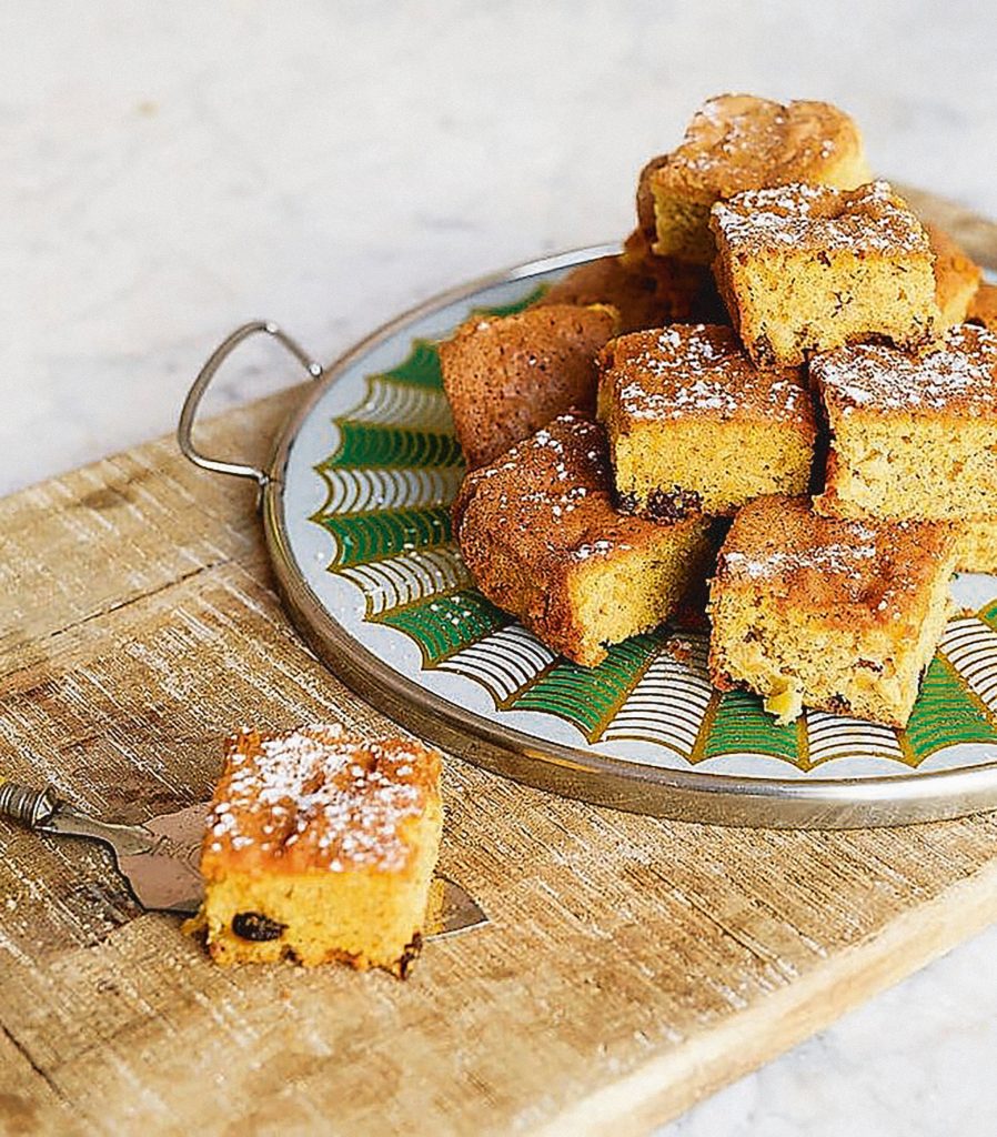 Zoete aardappel met harissa-zure room en lamsgehakt | Koken met DeMorgen