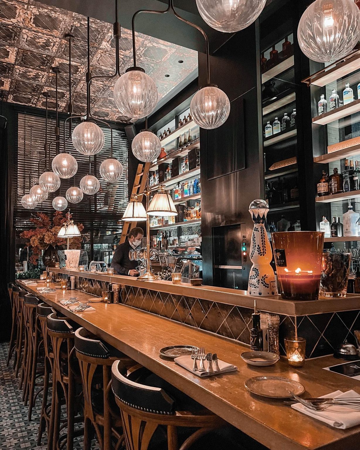 V ‘Modern Italian’ - restaurant in Antwerpen | Koken met De Morgen